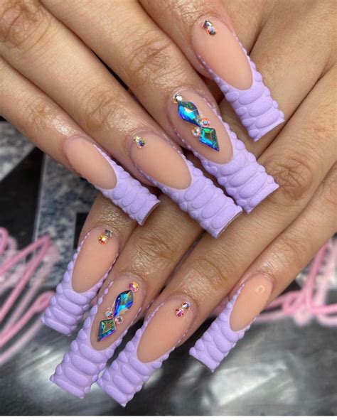31 Best Crocodile Nail Designs — Lilac Croc Skin French Nails