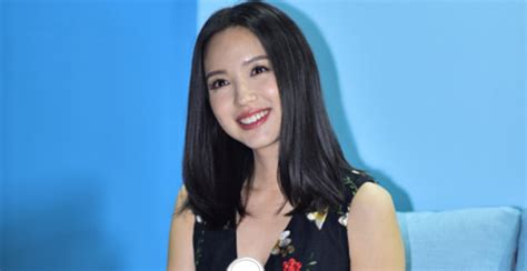 这4位女星不嫁豪门，都嫁给了普通人，这才是真正的“为爱疯狂”腾讯新闻