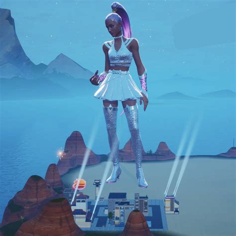 Giantess Ariana By Nookiidding On Deviantart