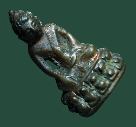 พระกริ่งสายวัดสุทัศน์ พระกริ่งหลังปิ สภาพสวย