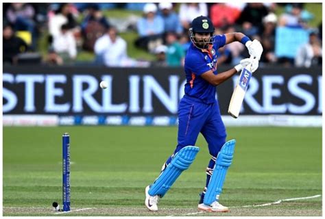 Shreyas Iyer Smashes 199 In Practise Match At Nca Convinces He Is Fit