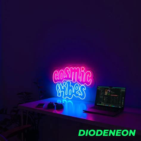 Неоновая надпись Akira — Diodeneon