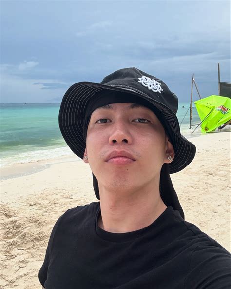 Hellmerry Hellmerry Added A New Photo