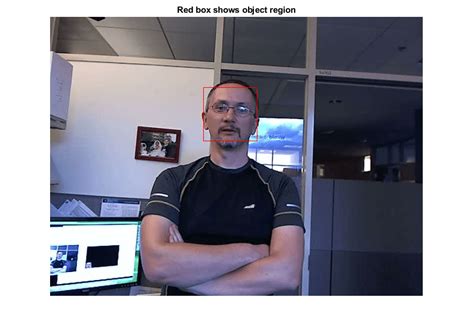 track a face in scene matlab and simulink
