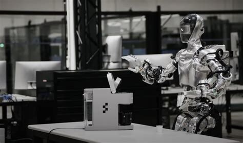 Roboter Figure lernt selbstständig neue Aufgaben