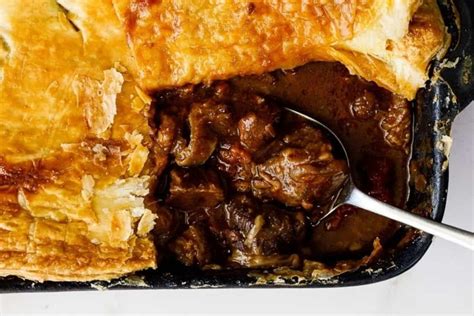 Recipe Delicious Hearty Steak Pie Just Like Mom Used To Make