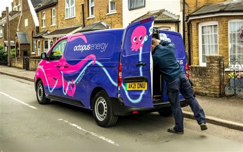 Octopus Energy Urges 600 000 Uk Households To Upgrade Meters Before June Blackout