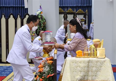 ออมสิน เข้าเฝ้าถวายการรับฝากเงิน เนื่องในวันสถาปนาธนาคารออมสิน ครบ 111 ปี