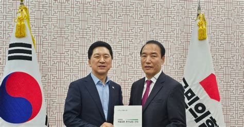 윤 대통령 측근 국힘 주기환 전 위원장 비례대표 사퇴광주 배제에 반발