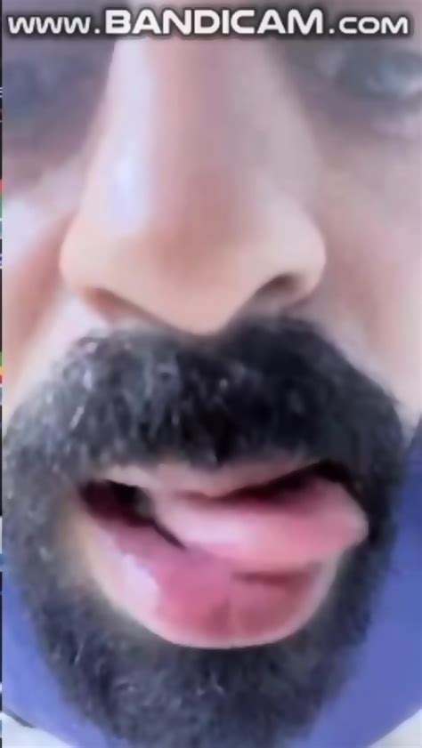 فيديو لي حسن يمارس العادة السرية Eporner