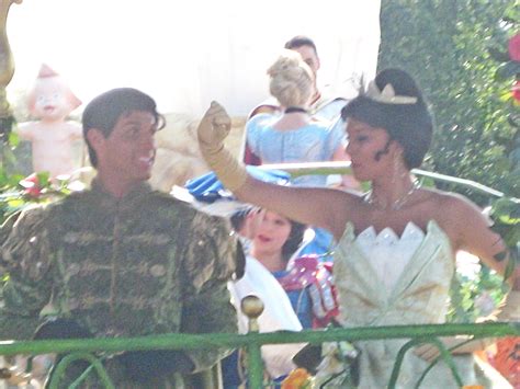Tiana Snow White And Cinderella Disneyland Paris Disney Princess