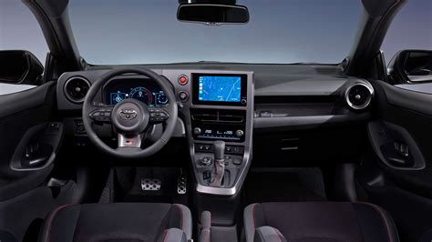 Toyota Yaris 2024 Interior Andi Madlin