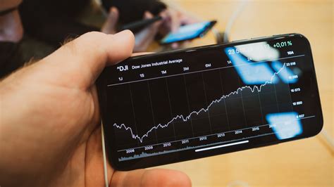 What Are The Differences Between The Dow Jones Nasdaq And The S P