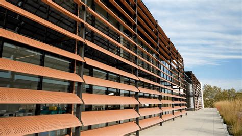 Intelligent External Solar Shading For Dcm S Energy Efficient Office