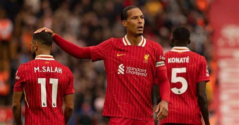 بعد عرض أرنولد الخرافي ميرور توضح موقف ليفربول من محمد صلاح وفان دايك