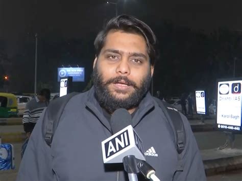 North India Shivers As Mercury Dips Fog Reduces Visibility In Delhi