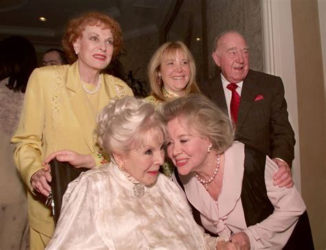 Mary Poppins Star Glynis Johns Passes Away Aged 100 Hello