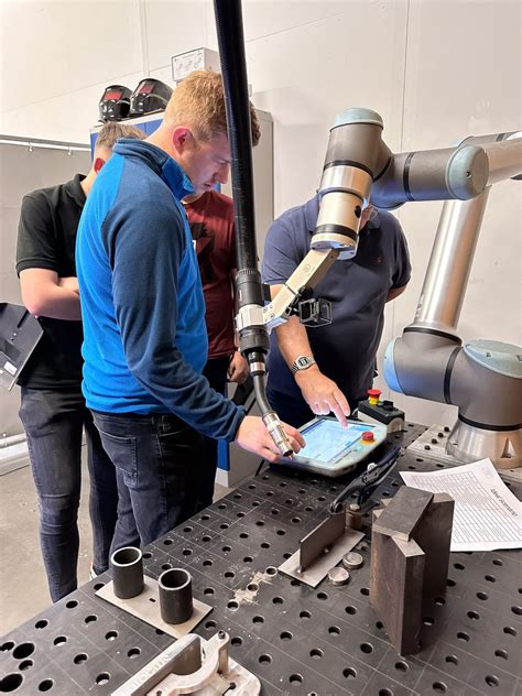 Smooth Robotics Aps On Linkedin Collaboration Cobotwelding Automation