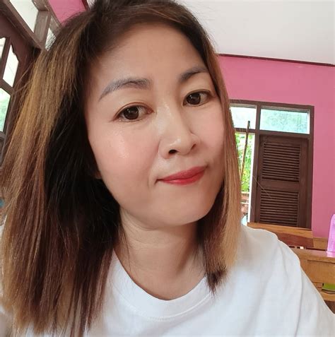 บ้านเเละสวนไอเดีย ไอเดียมุมนั่งกินกาแฟในสวนหลังบ้าน บรรยากาศสุดร่มรื่น 🏠🌳🌤️ Facebook