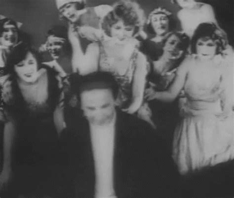 ʜ ᴏ ᴜ ᴅ ɪ ɴ ɪ ꜰ ᴀ ɴ —★ Harry Houdini ↳ During Filming Of Haldane Of The