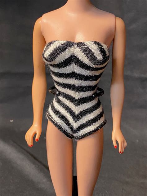 Vintage Brunette Ponytail Barbie Mint No Box Doll Peddlar