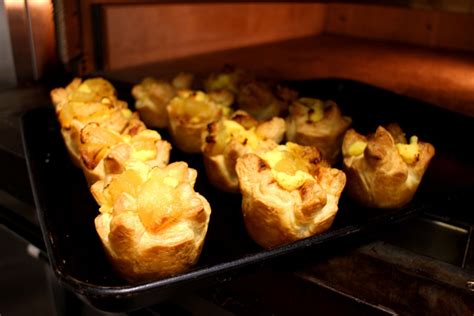 進化系の焼きたてアップルパイ専門店「pie Mania（パイマニア）」1号店が秋葉原にオープン！ 沿線グルメ