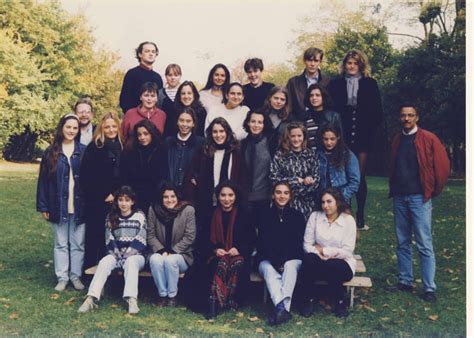 Photo De Classe 1ère L 1994 1995 De 1994 Lycée Notre Dame Des Oiseaux
