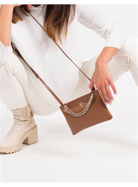 Mini Bolso De Piel Con Cadena Decorativa Para Invitada INVITADISIMA