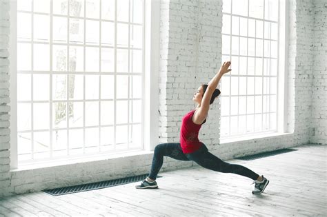 10 Standing Desk Yoga Poses To Create A Strong Core And Relieve Back Hi
