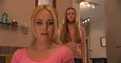 Jorgie Porters Theresa Mcqueen Makes Hollyoaks Exit Tonight Metro News