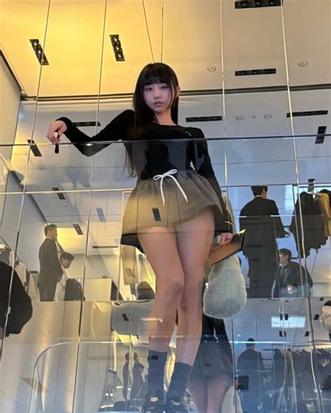 韓国グラドルのピョ・ウンジがジャンプしてパンチラ事故 お宝エログ幕府
