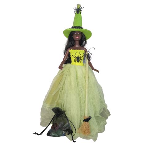 Boneca Barbie Similar Bruxa Shopee Brasil