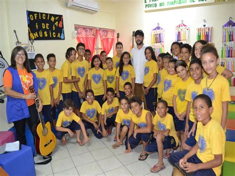 Natal Solidário Campanha Pretende Arrecadar 50 Mil Cestas Básicas