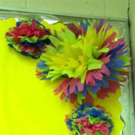 Pin By Brandy Joyner On Bullentin Boards And Doors Classroom Flower