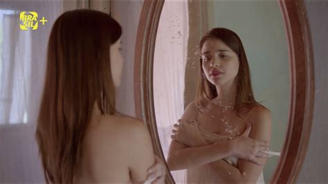 Nackte Greta Antoine In Introdução à Música Do Sangue