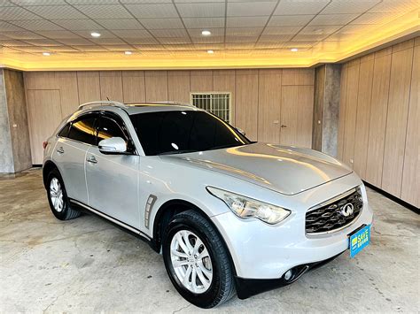 中古車 Linegoodcar888 一手車 跑少僅跑13萬一年約跑一萬 2009年 Infiniti Fx 35 7速手自排 303匹馬力