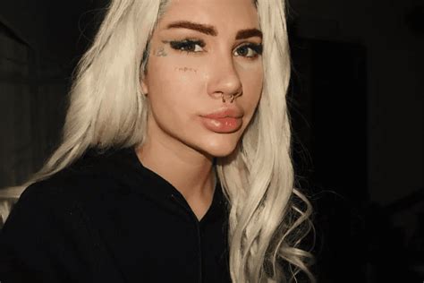 Câți Bani Câștigă Bia Khalifa Pe Onlyfans Un Abonament Lunar Pentru A