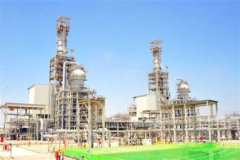 مكي تنمية مجمع العلمين للبتروكيماويات لإنتاج المنتجات البتروكيماوية