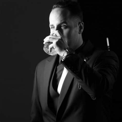 ‎جورج سركيس‎ Grgsarkis • Threads Say More