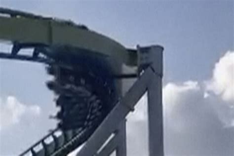 Wisconsin Probes How 8 Roller Coaster Riders Became Trapped Upside Down