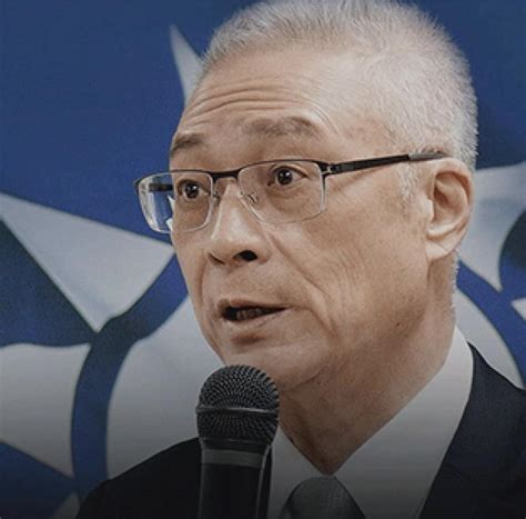 吳敦義 Wu Den Yih 《一派胡言》 京華城容積爭議延燒高雄國賓飯店，