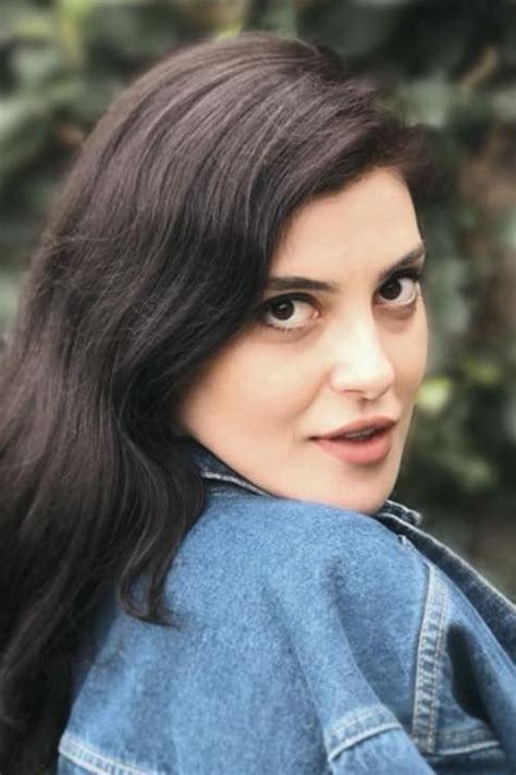 Ecem Akbin Wiki Biography Age Gallery Spouse And More