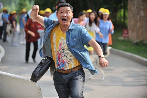 San Dezi Zhao Liang Raised Chickens In Barren Hills Married A