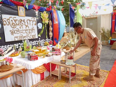 កងទ័ពមួកខៀវកម្ពុជា ត្រៀមគ្រឿងរណ្តាប់ពីប្រទេសកំណើត