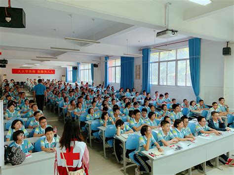 长乐区红十字应急救护知识培训走进长乐华侨中学（长乐讲座2019年第015期）新闻中心信息公开福州市红十字会
