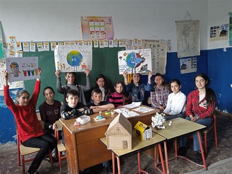 დილითის საჯარო სკოლის მოსწავლეები გარემოსდაცვით პროექტში აქტიურად არიან ჩართულნი Etm Ge ერის