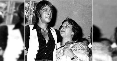 When Sanjay Dutt Said I Cried For 4 5 Hours After Hearing His Mother