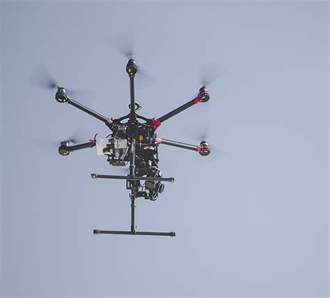 CURSO OFICIAL DE PILOTAJE DE RPAS RD1036 2017 ON LINE DronStock
