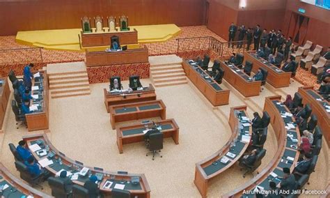 彭玻即日解散州会，州选与大选同步举行