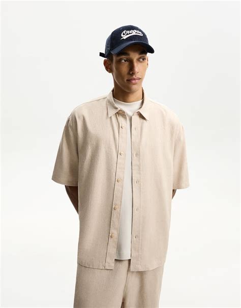 ტილოს მოკლესახელოიანი პერანგი კაცი Bershka